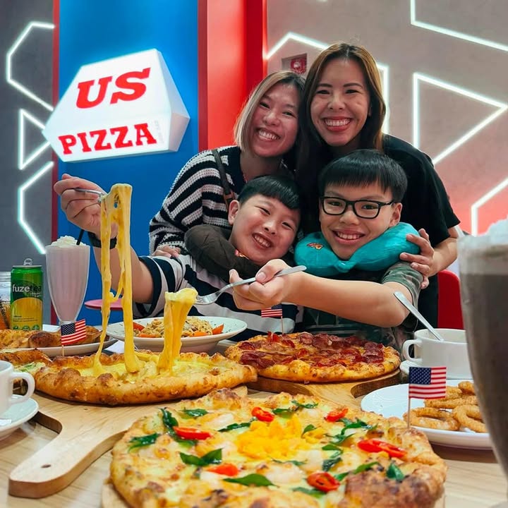 Enjoy a Buy 1 Free 1 Pizza Deal at US Pizza Malaysia's New Sri Petaling ...